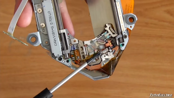 Cd Rom..Historia,capacidad,tipos,significado,servicio de duplicacion y mas